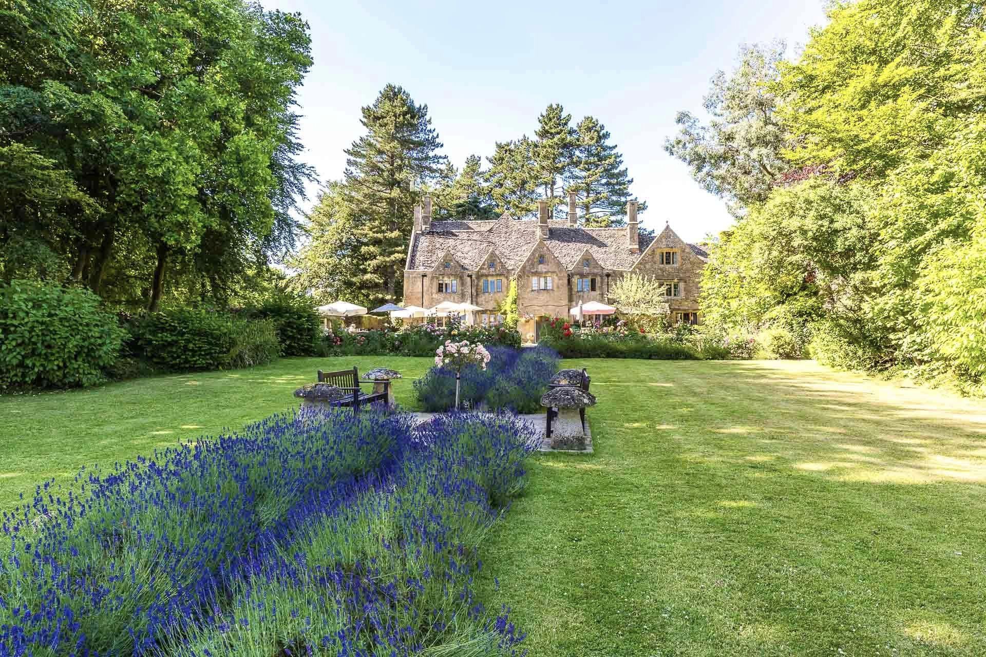 A Huddle Party at Charingworth Manor ∙ August 2024 - The Cotswolds Huddle